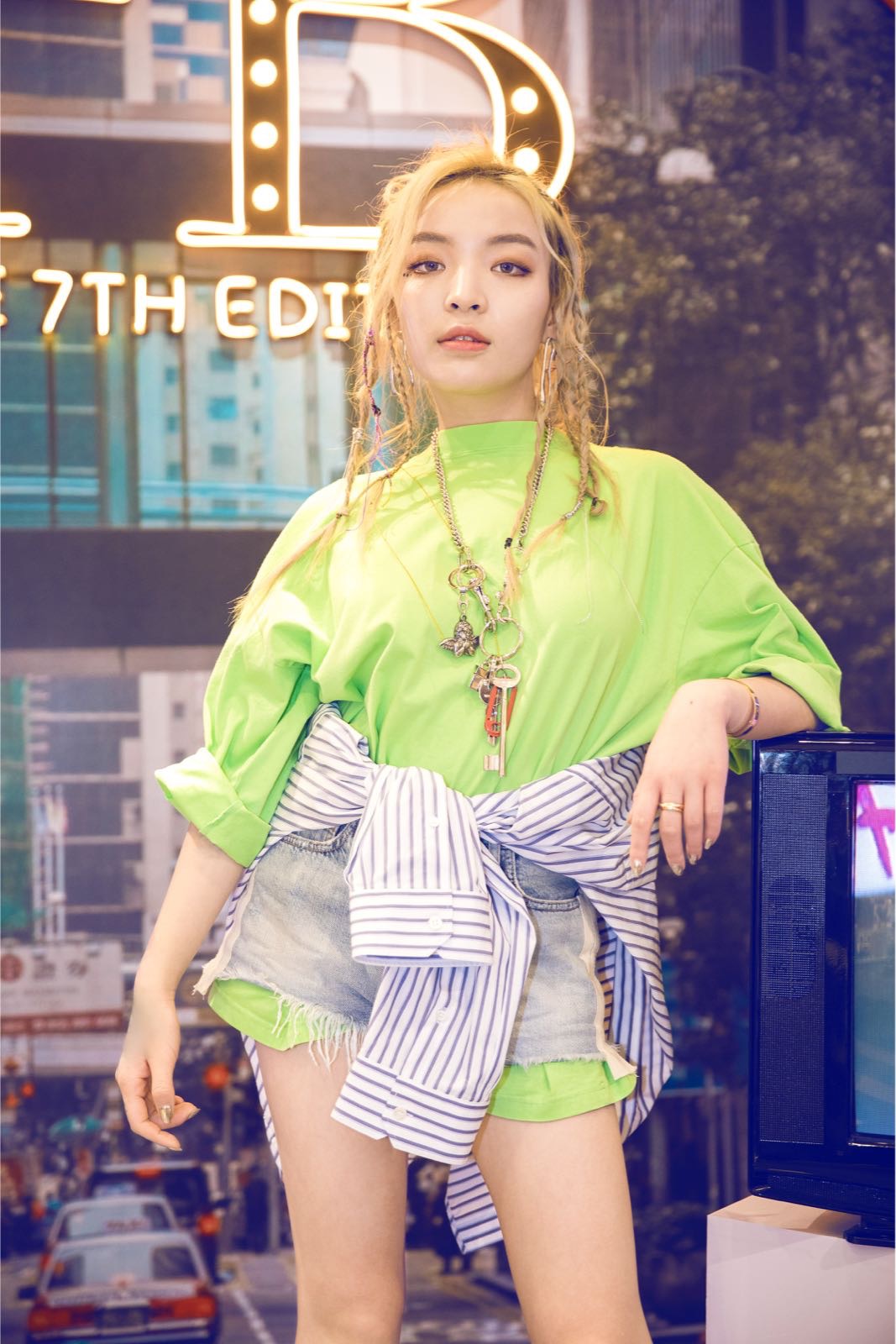 VaVa现身时尚活动 “Va式时尚”大玩下衣失踪 - 360娱乐，你开心就好