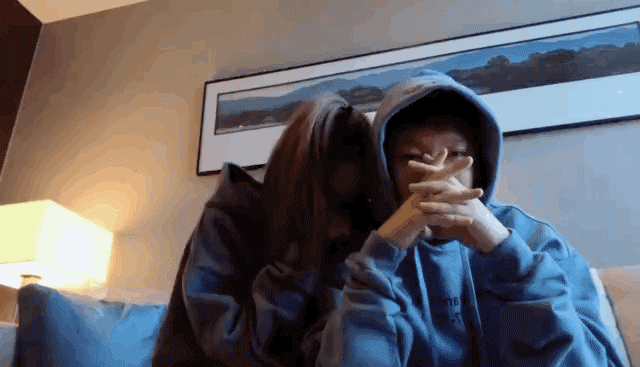 李小璐PGone合体视频曝光，两人搂抱还亲亲 - 360娱乐，你开心就好