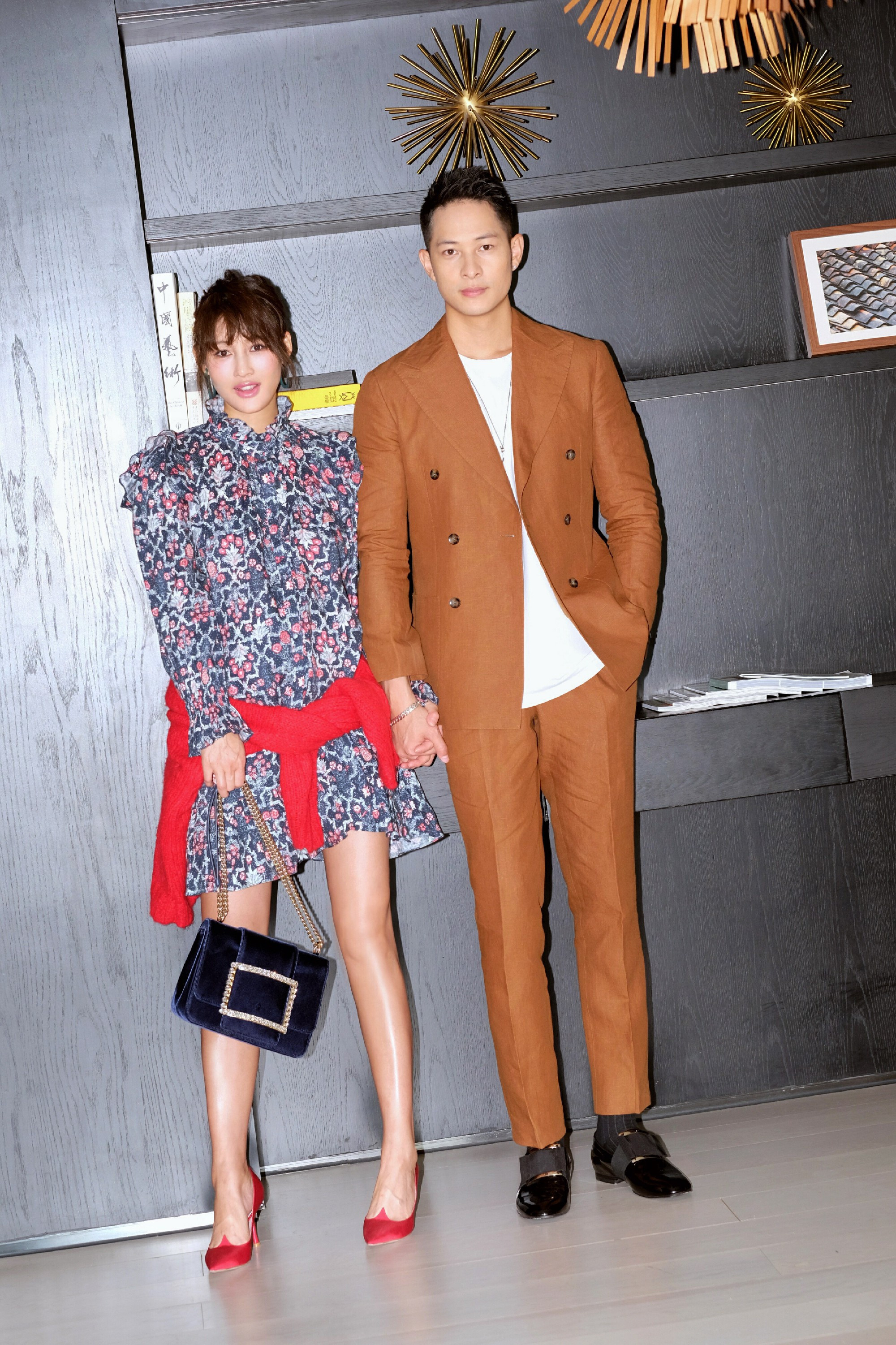 陈燃与Mark Luu甜蜜赴派对 网友：小腹隆起好事将近？ - 360娱乐，你开心就好