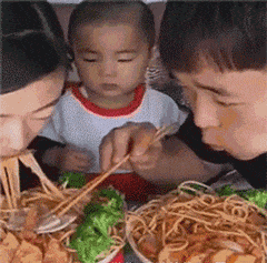 搞笑GIF: 别唱了，媳妇都听不下去了 - 360娱乐，你开心就好