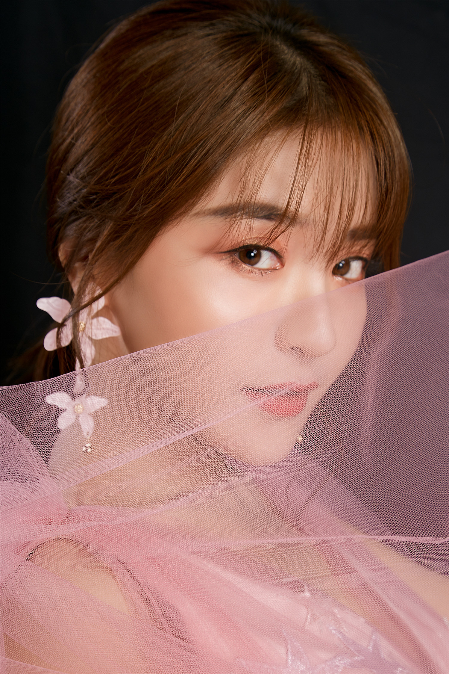 贡米受邀时尚派对 可爱灵动仙女范儿满满 -- 眼界，放眼世界